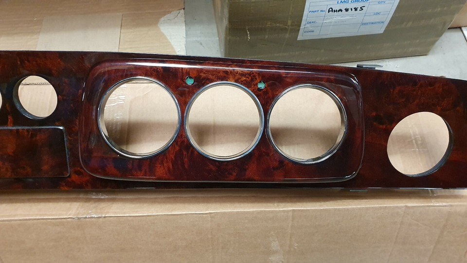 CLASSIC MINI - BURR WALNUT DASH 3 + 3 Gauges, RHD GMP2289 | eBay UK