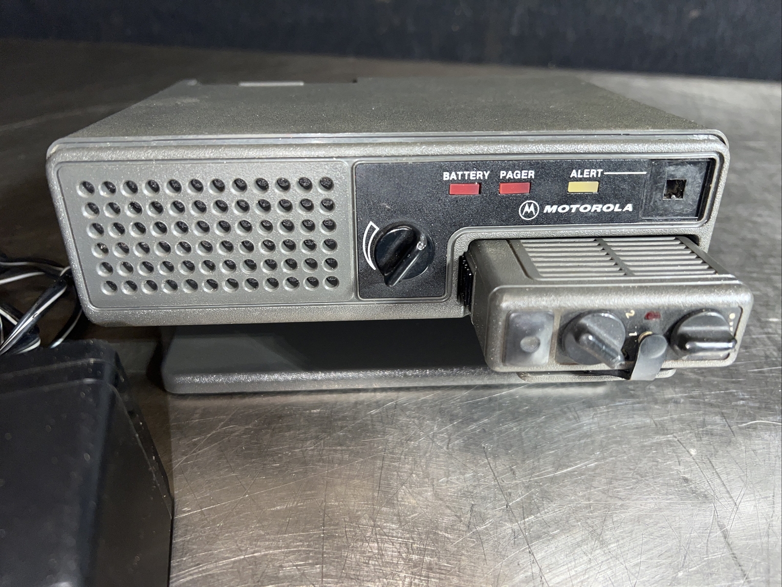 VTG Motorola Minitor II VHF Pager & NRN4985B Amplified Charger. Alert ...