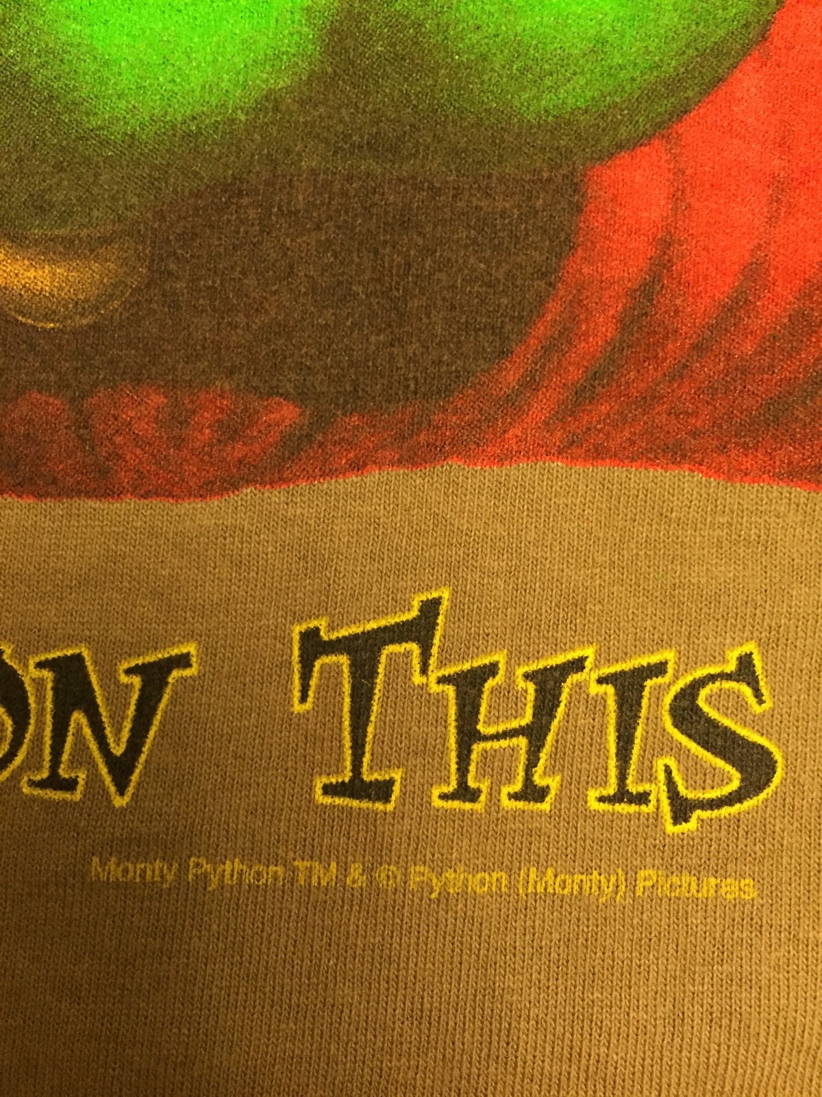 Monty Python Bites Chew On This Mess Graphic T-shirt Size L | eBay