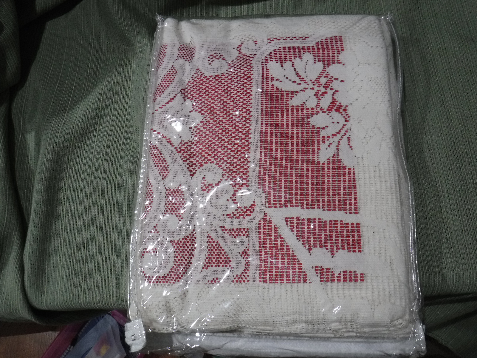 COLLEGIATE COLLECTION QUAKER LACE TABLECLOTH, IOWA STATE UNIVERSITY ...