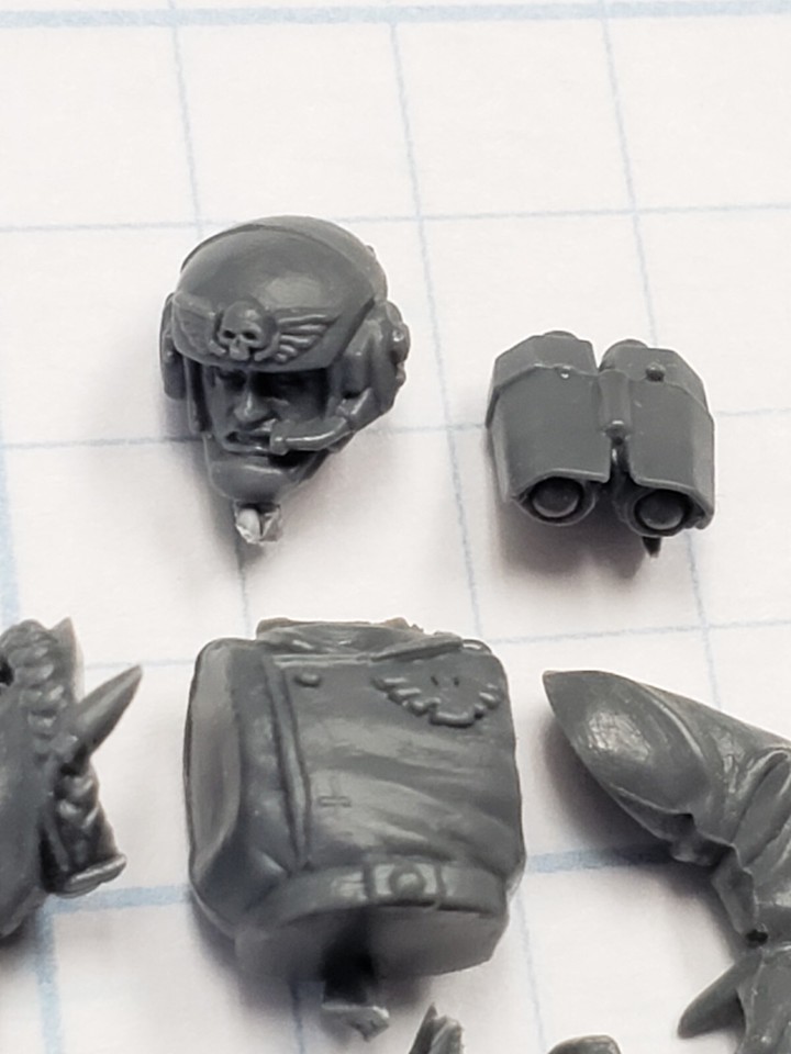 Warhammer 40k Astra Militarum Bits Tank Accessories Sprue Standing ...