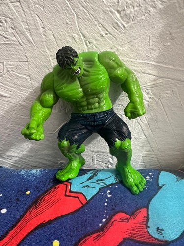 Marvel Incredible Hulk Action Figures 2008 Action Figures Toys Attack ...