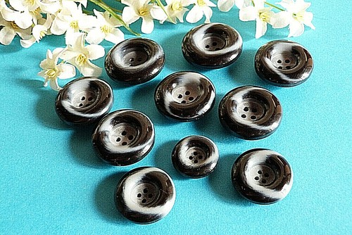 132b Stunning Buttons Vintage " Smoke " Black Grey Lot Of 9 Buttons ...