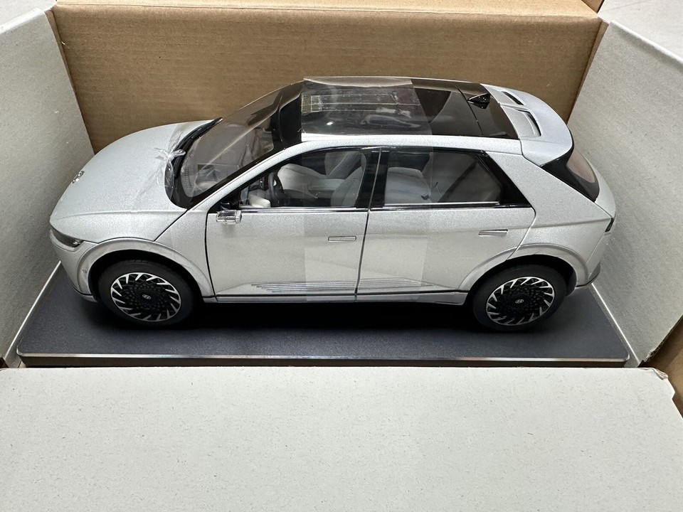Hyundai IONIQ 5 matte Gold 1:18 Diecast | eBay