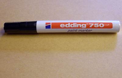 Edding 750 Lackmarker schwarz wasserfest 2-4 mm Rundspitze Lackstift ...