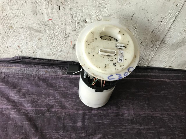 OEM MERCEDES BENZ W204 C300 C350 2008-11 GAS FUEL PUMP 2044700794 | eBay