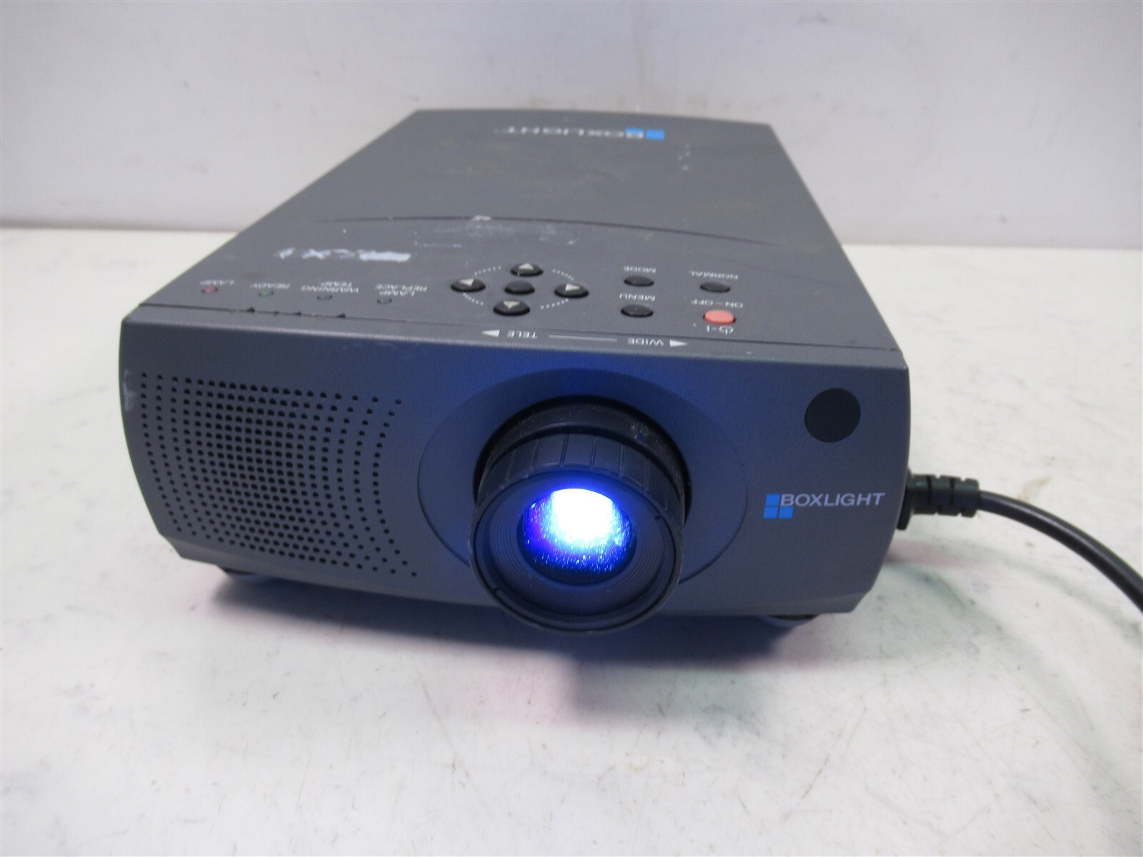 Boxlight SP-6t Digital Multimedia Projector Home Office Unit 1000 ...