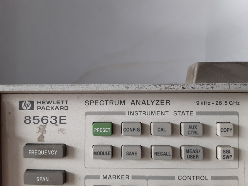 HP 8563E Agilent Keysight RF Spectrum Analyzer 9 kHz to 26.5 GHz ...