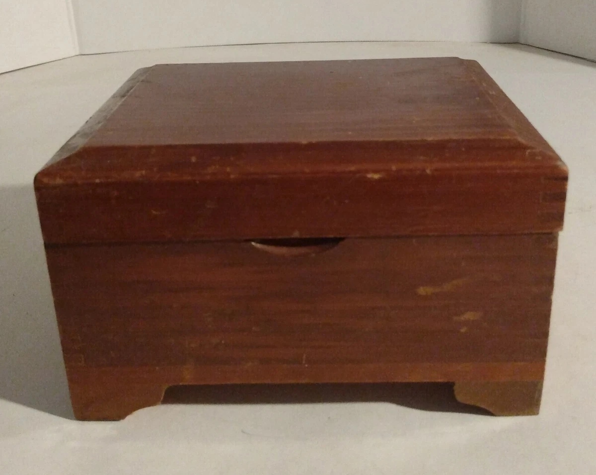 Simple Wooden Jewelry Boxes