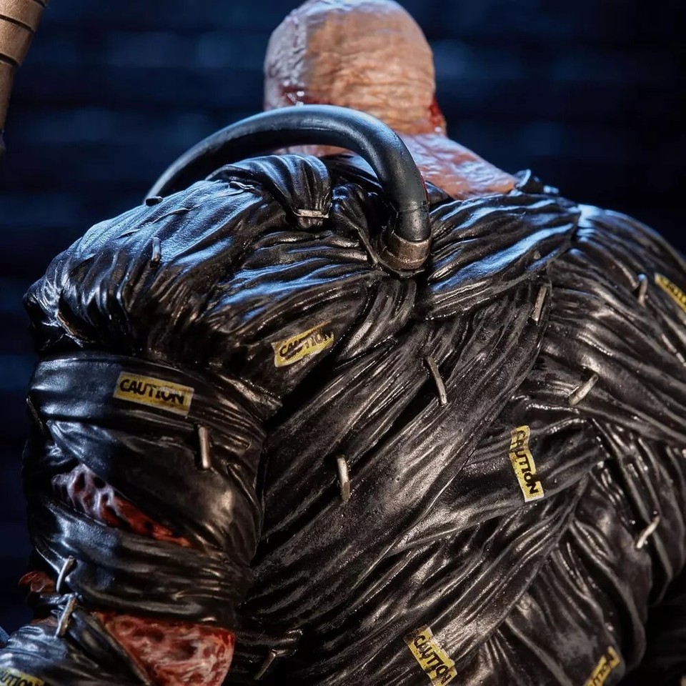 Resident Evil 3 Nemesis Statue (11 Inch) Highly Detailed Collectible ...