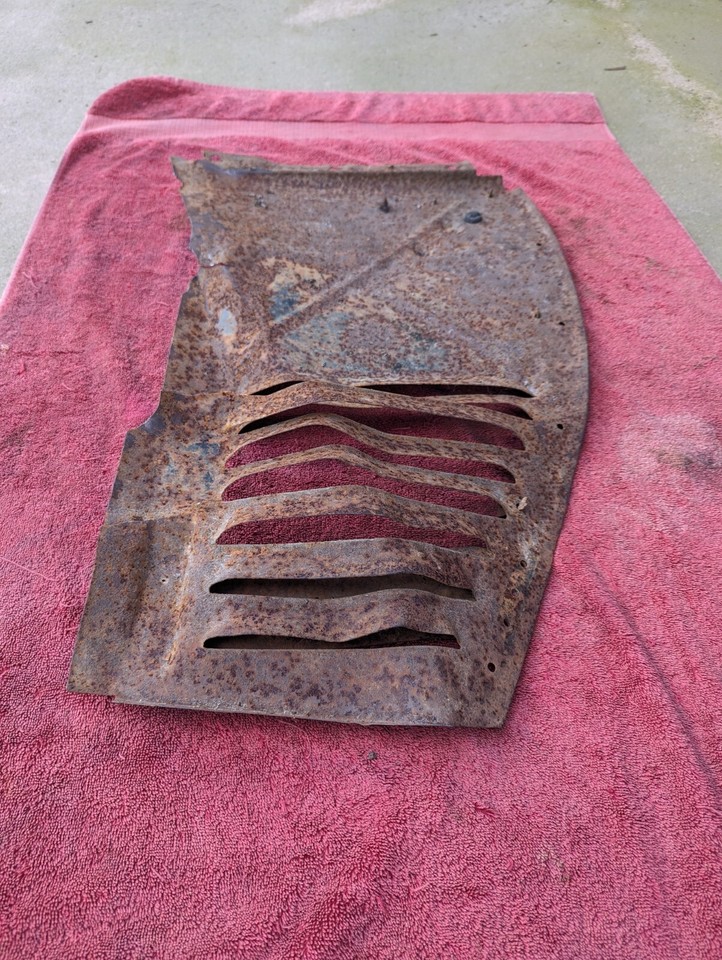 1939 1940 CHEVY GMC PICKUP TRUCK DRIVER INNER FENDER LOUVER SPLASH ...