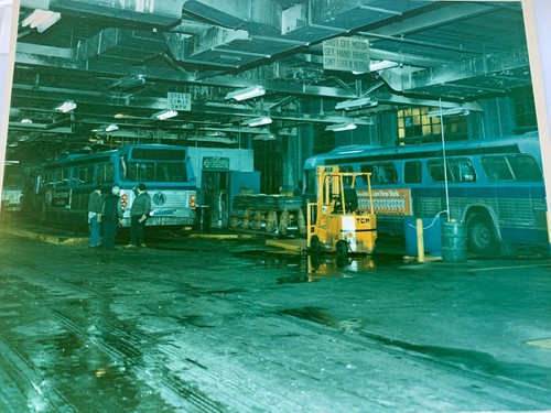 8X10 NY NYC BUS TERMINAL GARAGE COLOR PHOTOGRAPH 1980 TRANSIT ...