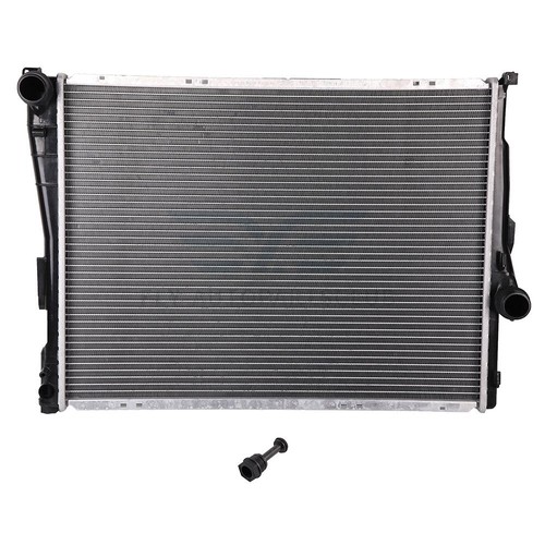 CU2636 Radiator For 03-09 BMW Z4 01-05 320i 325Ci 325i 325xi 330Ci 330i ...