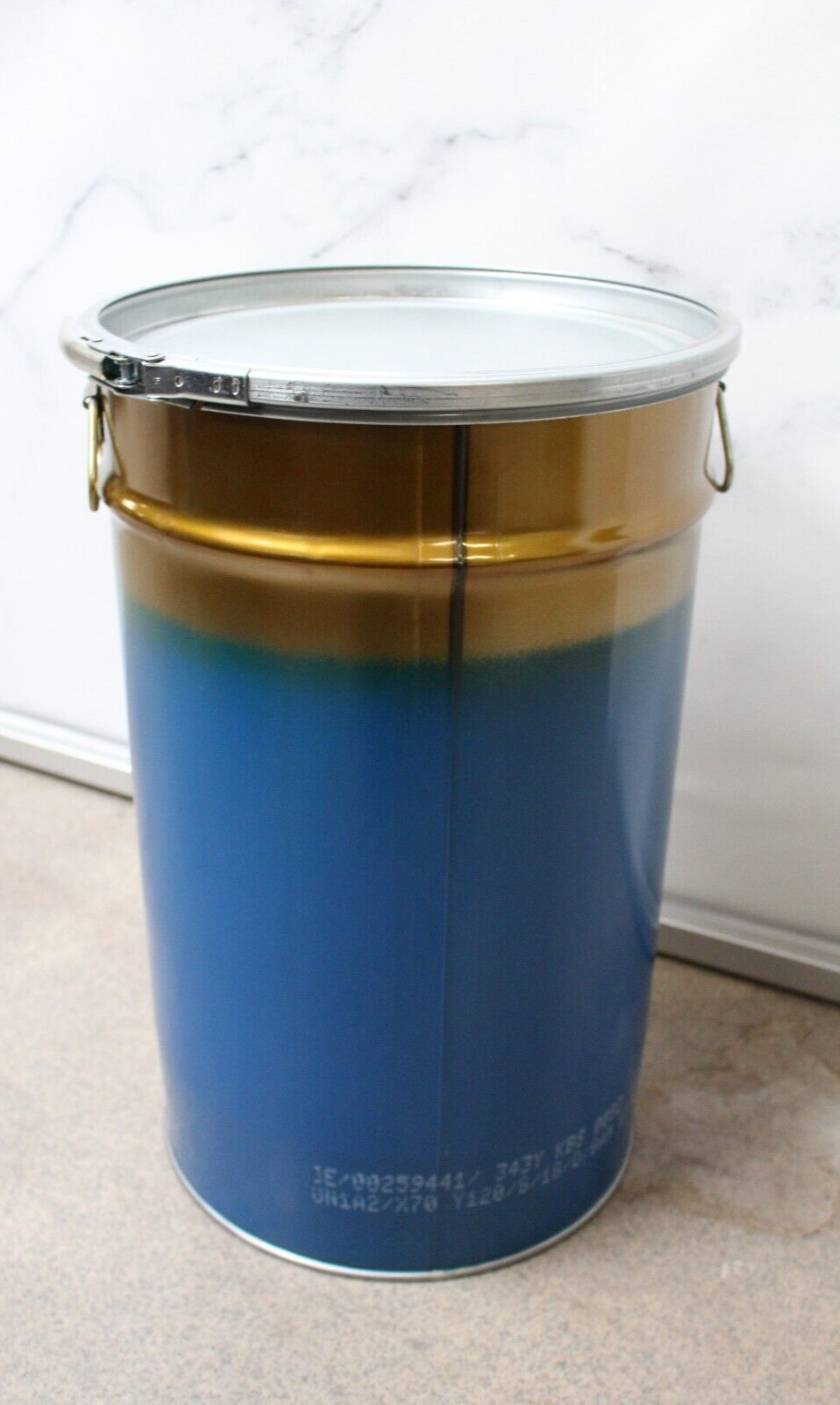 60L Hobbock Deckelfass Stahlfass Metallfass Behälter mit Spannring und ...