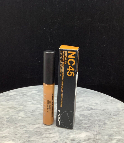 MAC STUDIO FIX 24HOUR SMOOTH WEAR CONCEALER NC45 - 0.24OZ 773602526826 ...