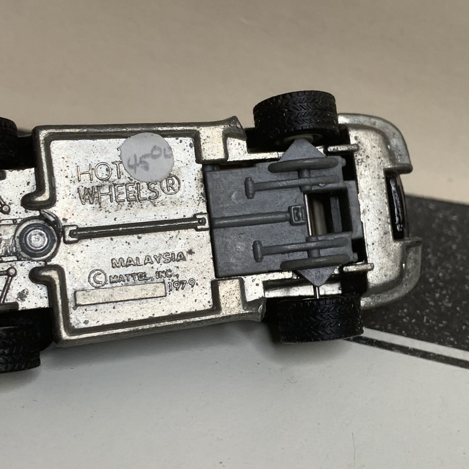 Hot Wheels Real Riders Split Window 63 Corvette Black w/White Hub GY-RR ...