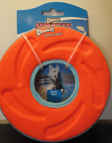 Chuckit! Amphibious Zipflight Can't Pop Won't Sink SMALL Dog Toy Flying ...