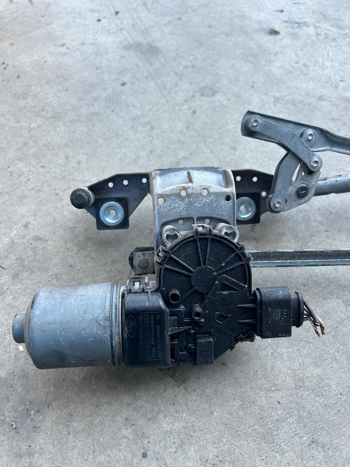 Front Windshield Wiper Motor Ford C-Max Series 3M51-17508-AA (07>10 ...