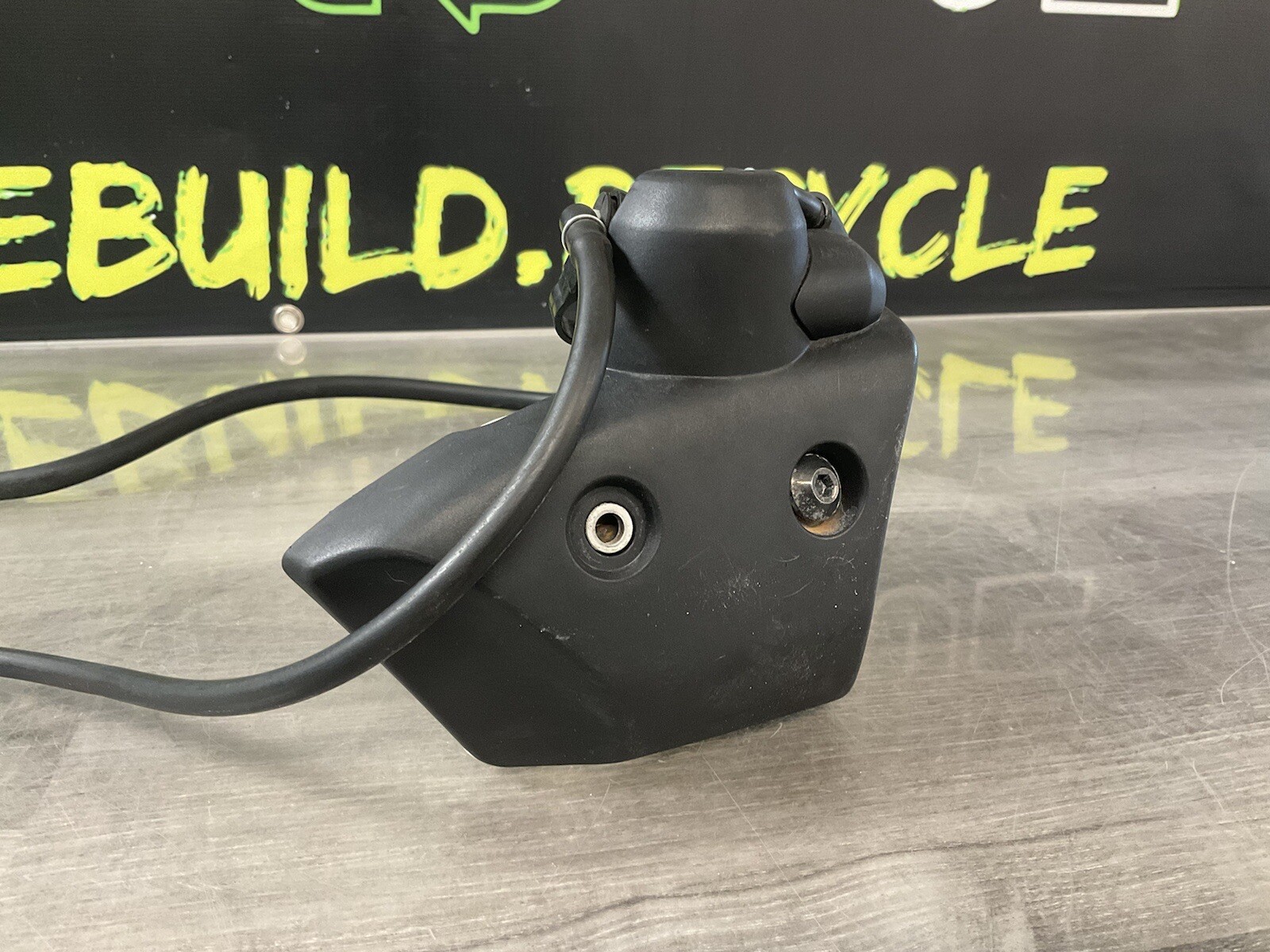 09 2010 2011 2012 2013 2014 YAMAHA YZF R1 COOLANT TANK RESERVOIR BOTTLE ...