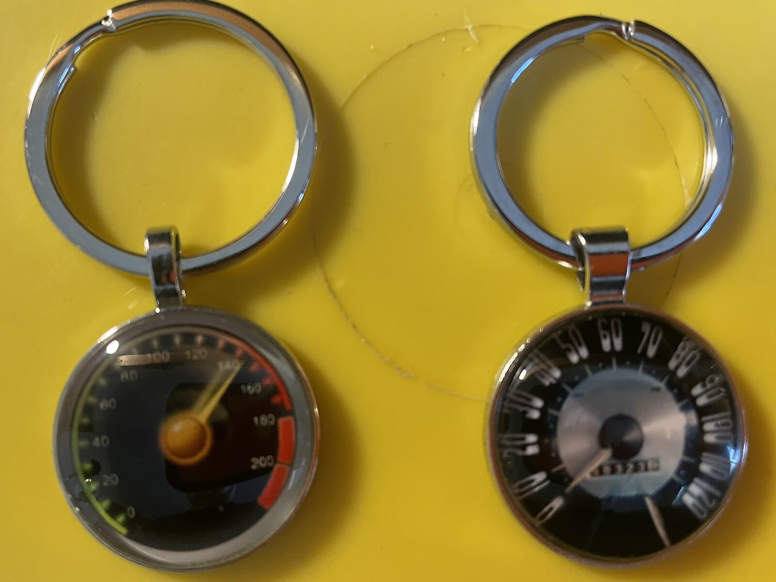 2-AUTOMOBILE SPEEDOMETER KEYCHAINS NIP MADE OF RHODIUM HIGH QUALITY ...