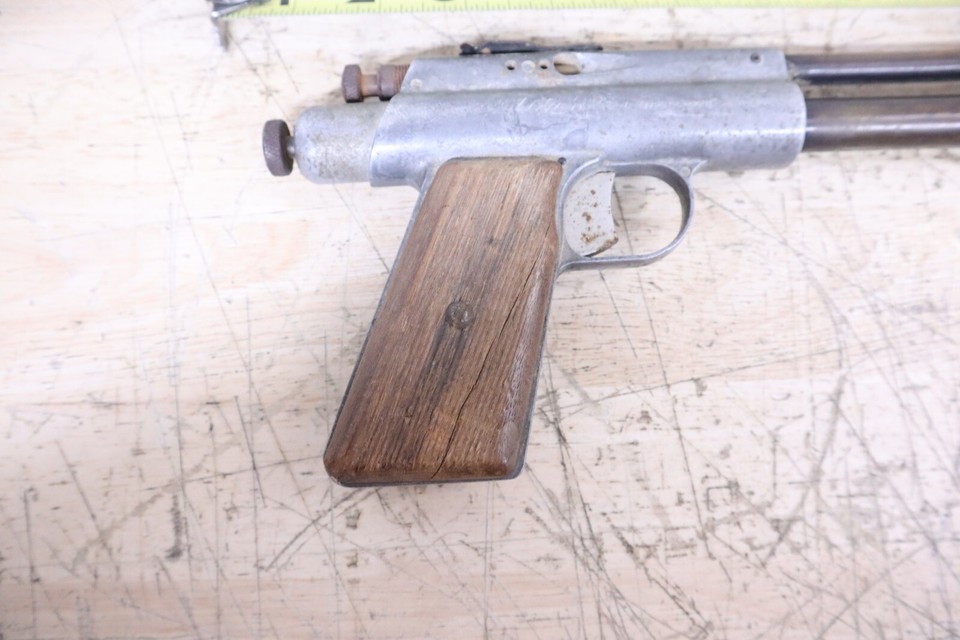 Rare Antique Vintage Apache Fireball .22 Cal. Pellet Pistol W/ Wooden ...