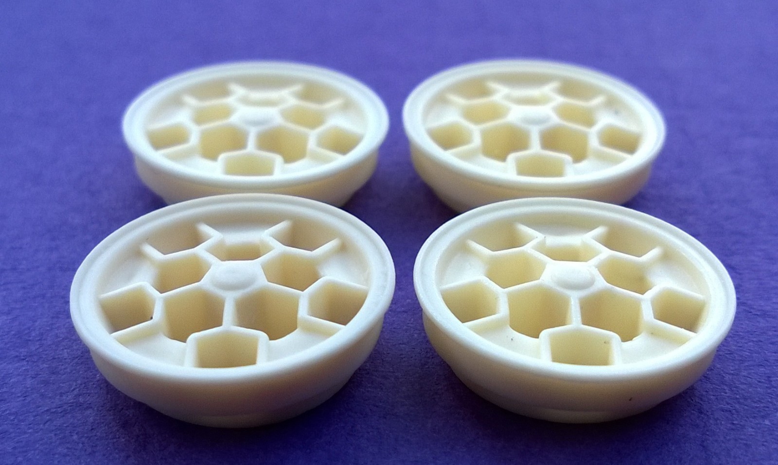 Resin 1/25 Pontiac Honeycomb Wheels - Trans Am, Firebird, GTO, Formula ...