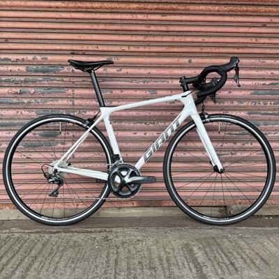 Giant TCR Advanced 1 KOM Ultegra Carbon Road Bike - M 54cm - C2W PX ...
