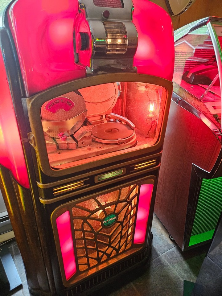 Packard Pla-Mor Rare 1946 Jukebox 78 rpms 24 jukebox refurbished ...