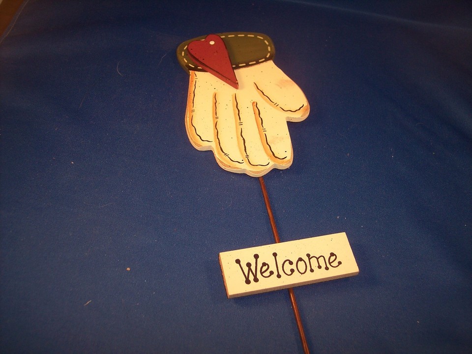 Primitive Garden Welcome Pick NEW | eBay