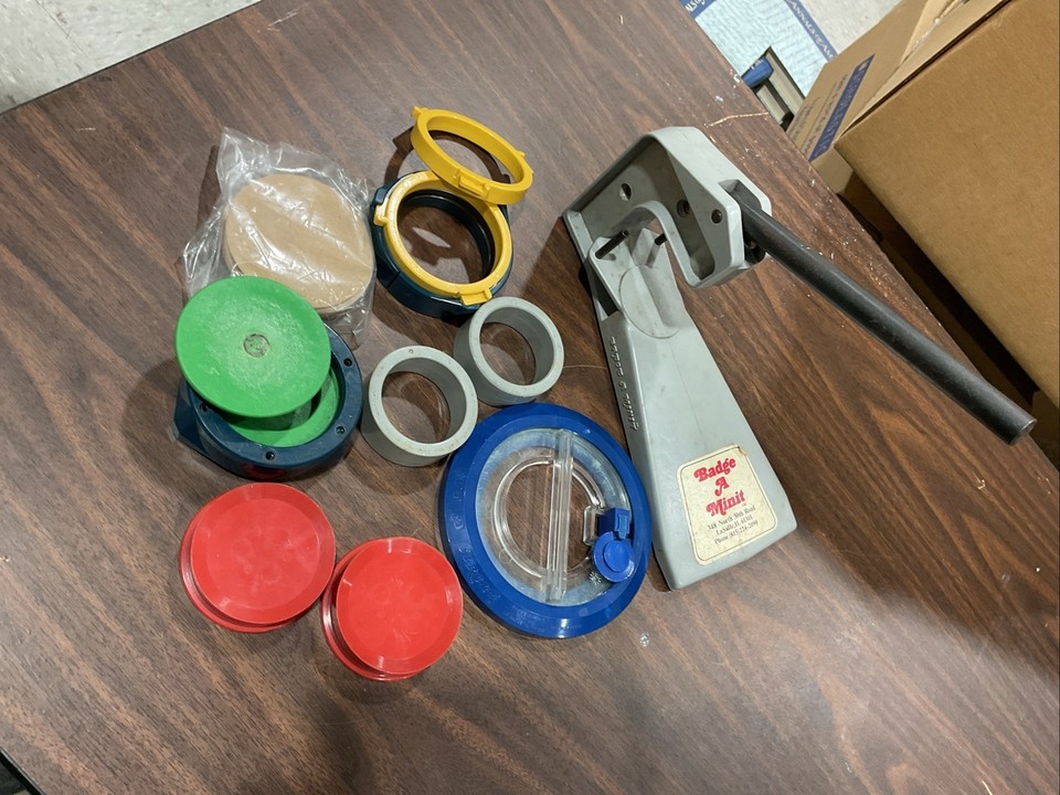 Vintage Badge A Mint Button Making Metal Press Kit Badge Assembly ...