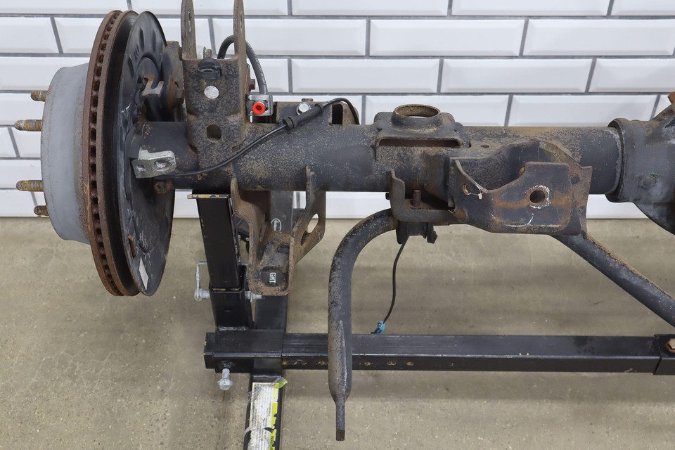 09-14 GMC Yukon GMT900 OEM Rear End Rear Axle (8.5" 3.08 Ratio GU4) Lot ...