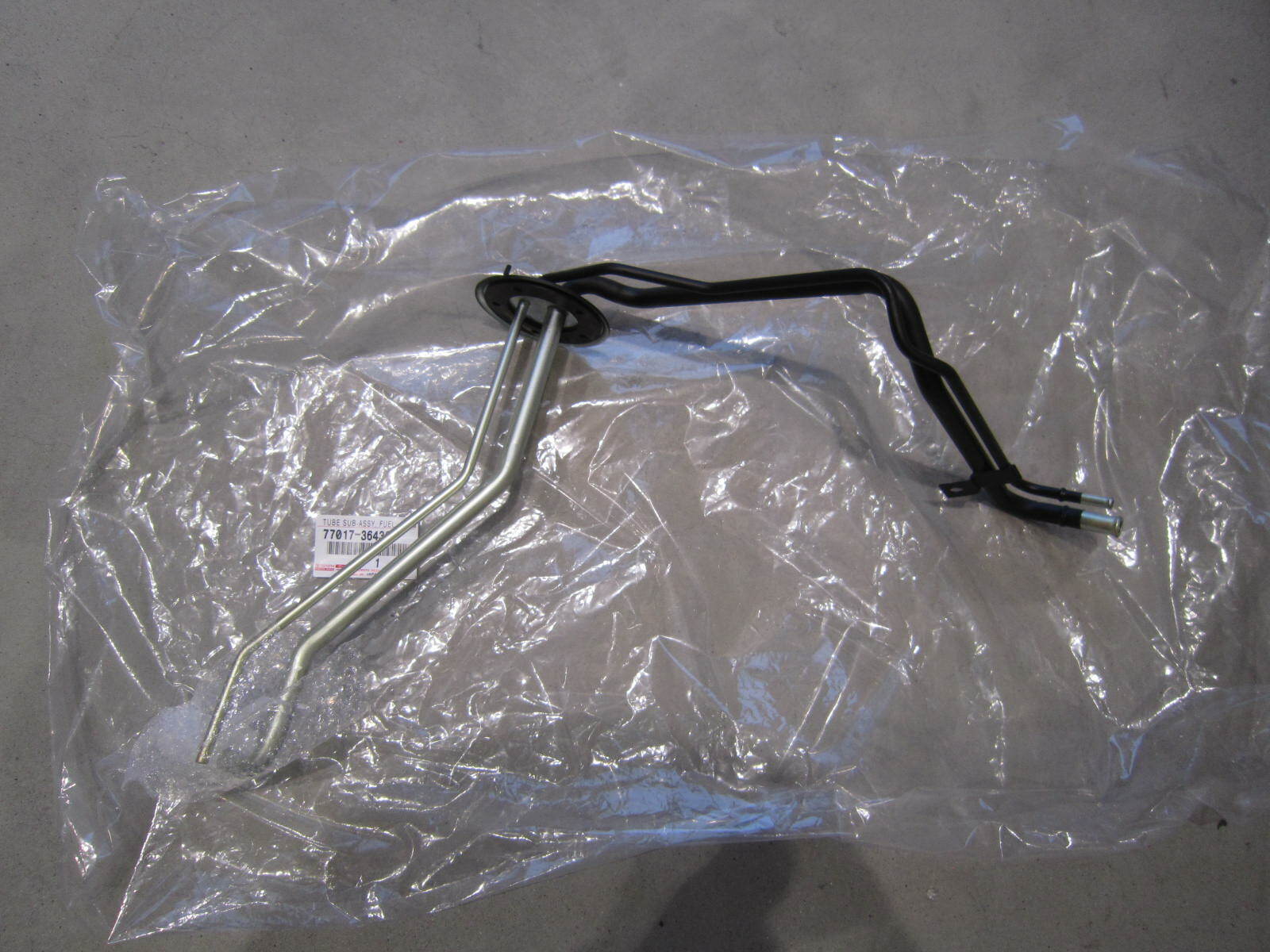 Toyota Genuine OEM Tube sub-assy, fuel tank vent COASTER BB4#,5# 77017 ...