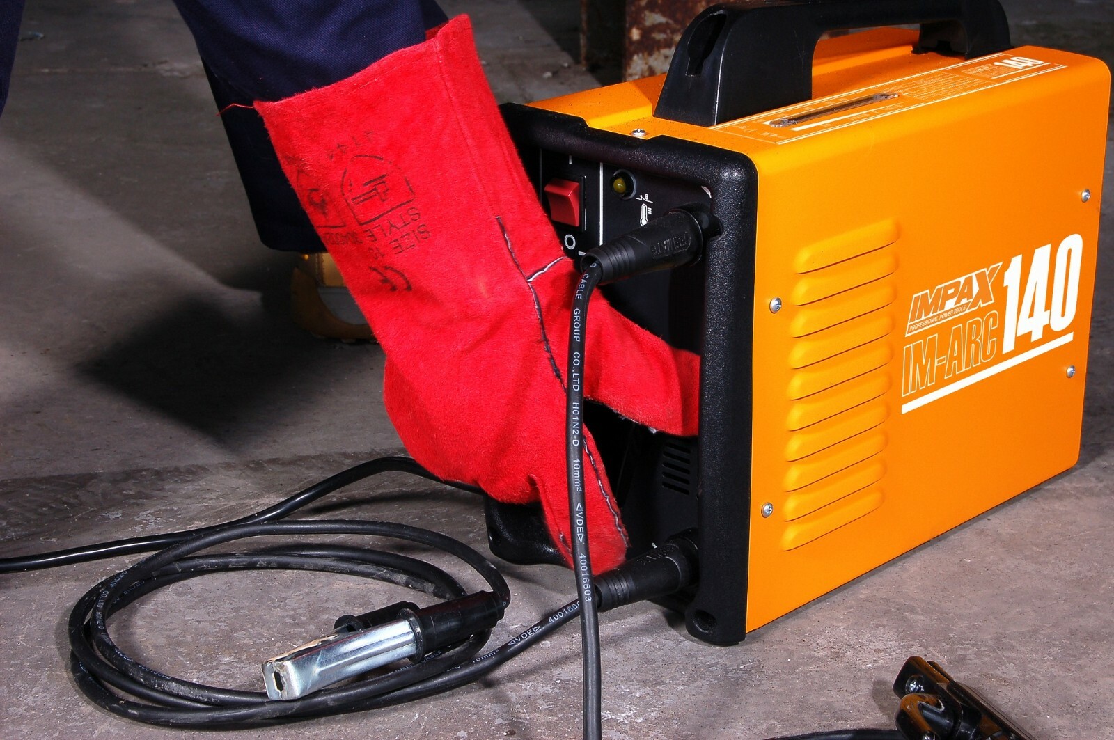 Impax Im-Arc140 115A 240V Arc Welder | eBay UK