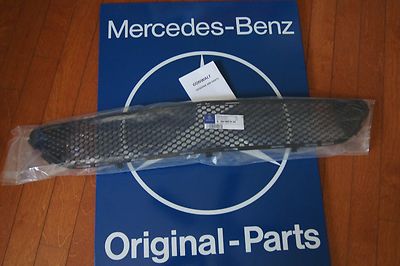 Mercedes Benz Genuine Front Center Bumper Cover Grill Grille OE ...