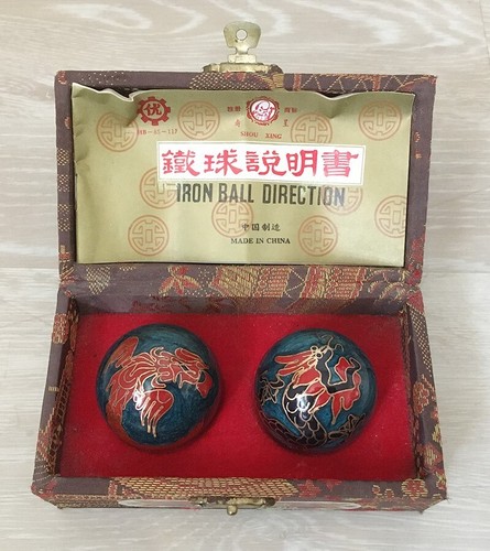 Vintage Chinese Red & Black Dragon Baoding Balls, Iron Ball Direction ...