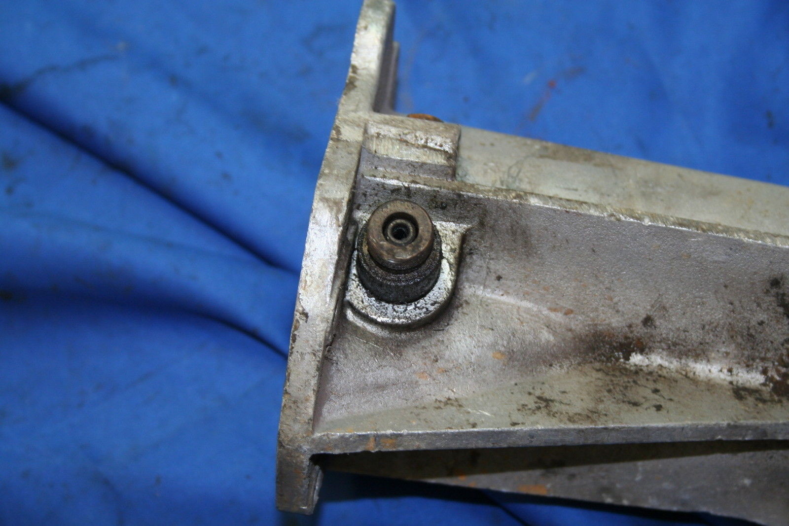 Triumph TR3 Rear Transmission Tailshaft Extension and Speedometer Gear ...