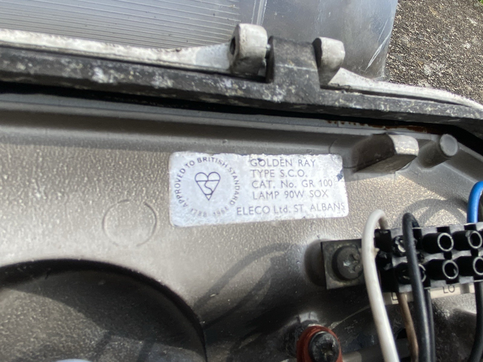 ELECO GR100 90W SOX REMOTE GEARED SODIUM STREET LIGHT LANTERN 1970’S ...