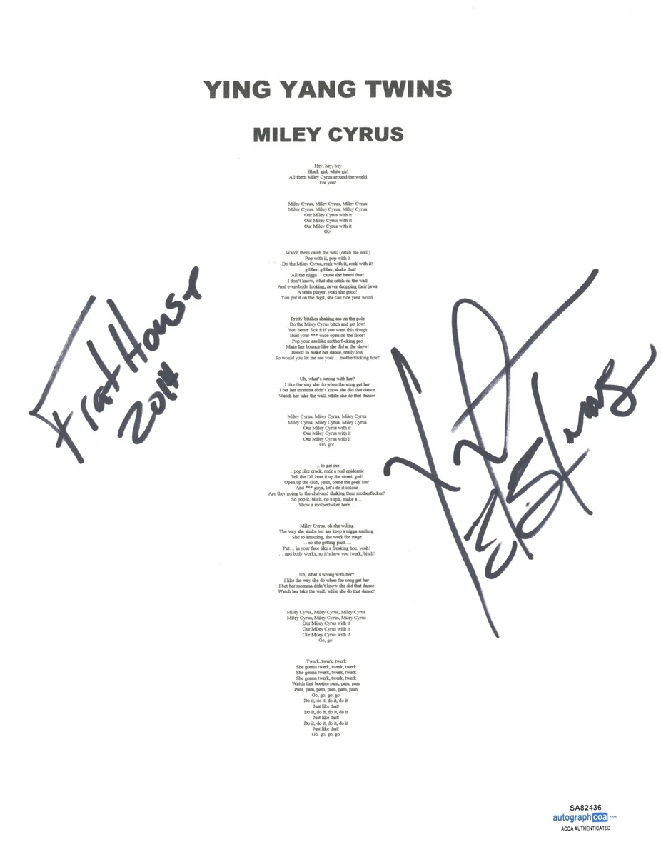 Miley Cyrus Signature