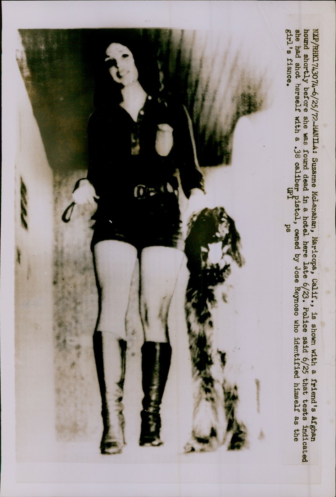 GA2 1972 Wire Photo SUZANNE MCLANAHAN Sexy Leggy Brunette Cute Afghan ...