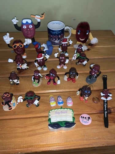 Huge Vintage Lot 80’s CALIFORNIA RAISINS Figures Mug Pin Key Chain Baby ...