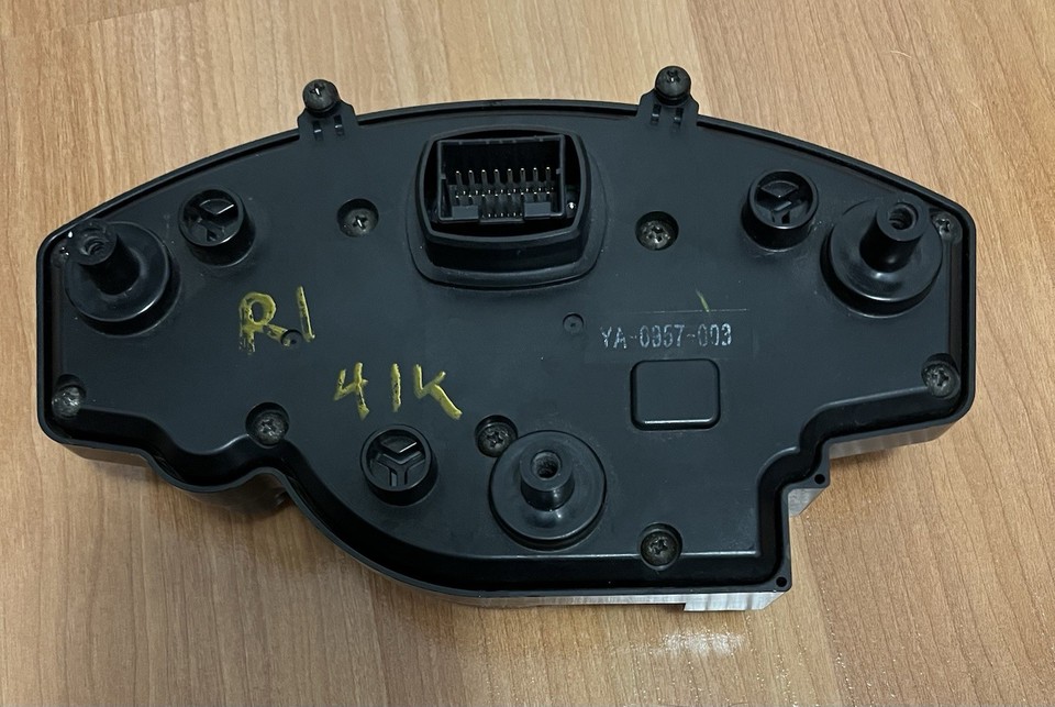 2004-2008 Yamaha YZF-R1 R1 Speedometer Gauge Cluster Dash 41k 2005 2006 ...