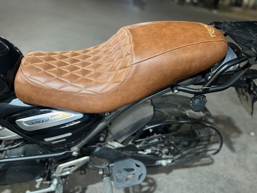 Triumph Speed 400/Scrambler 400X Cafe Racer Quilted Super Comfortable ...