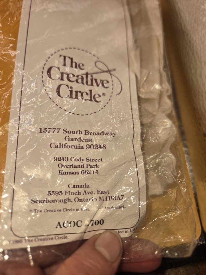 Creative Circle Old Fashioned Christmas Candlewick Kit Tree Skirt or ...