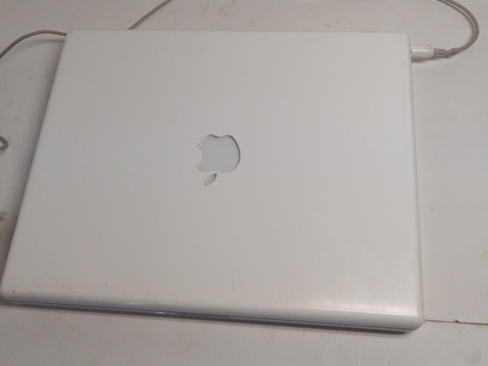 Apple iBook G4 2004 A1055 1.07 GHz PowerPC G4 Excellent Cond. Working ...