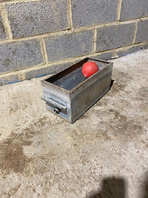 Service Box for Water Trough with ball | eBay UK