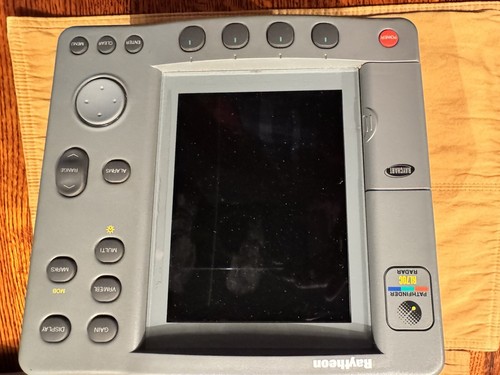 Raymarine Raytheon Pathfinder RL70C Color Radar Display Unit with sun ...