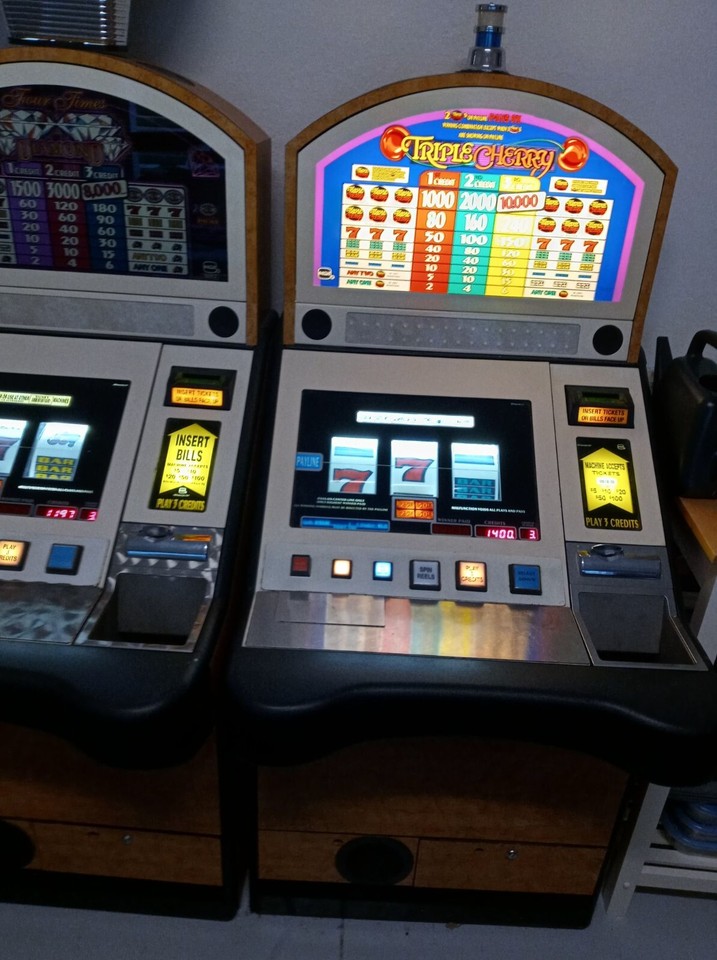2 slot machines | eBay
