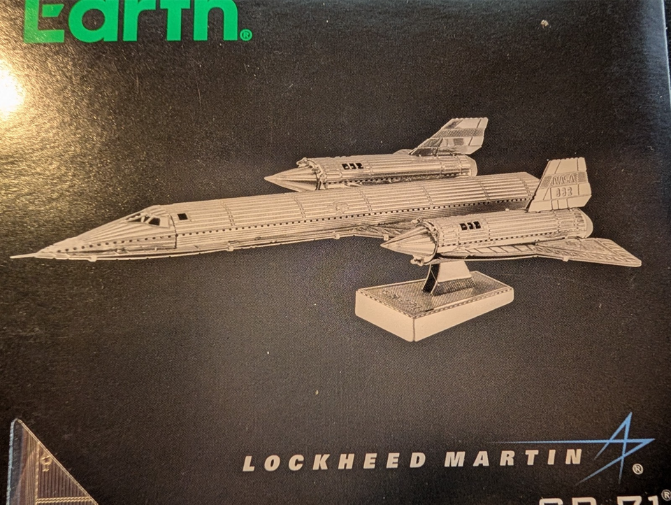 Metal Earth SR-71 Blackbird Fascinations 3D Metal Model DIY Kit Gift ...