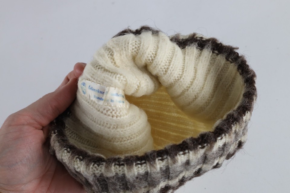 Vintage 70s Mid Century Modern MCM Iceland Handmade Wool Knit Pom ...