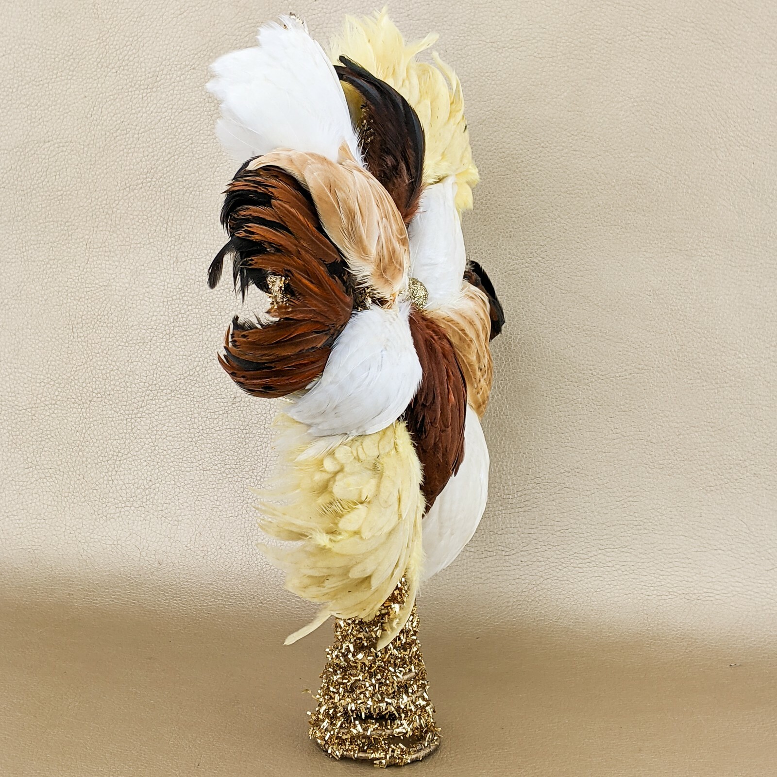 J16 SALE! Taxidermy Chicken Bird Hackles and gold trimmed Christmas ...